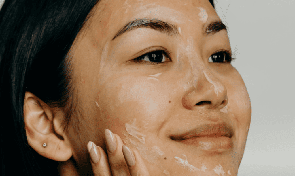 Sebo de res en el cuidado de la piel: ¿qué dicen los dermatólogos?